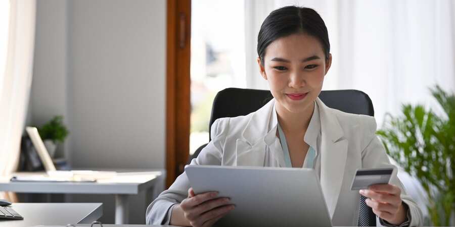 What Are The Benefits Of Using Business Credit Cards