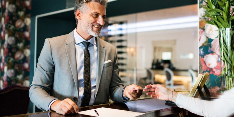 12 Top Hotel Safety Tips For Business Traveler